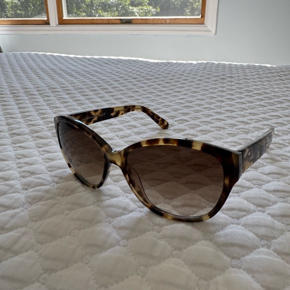 kate spade | Accessories | Kate Spade Tortoise Shell Sunglasses | Poshmark